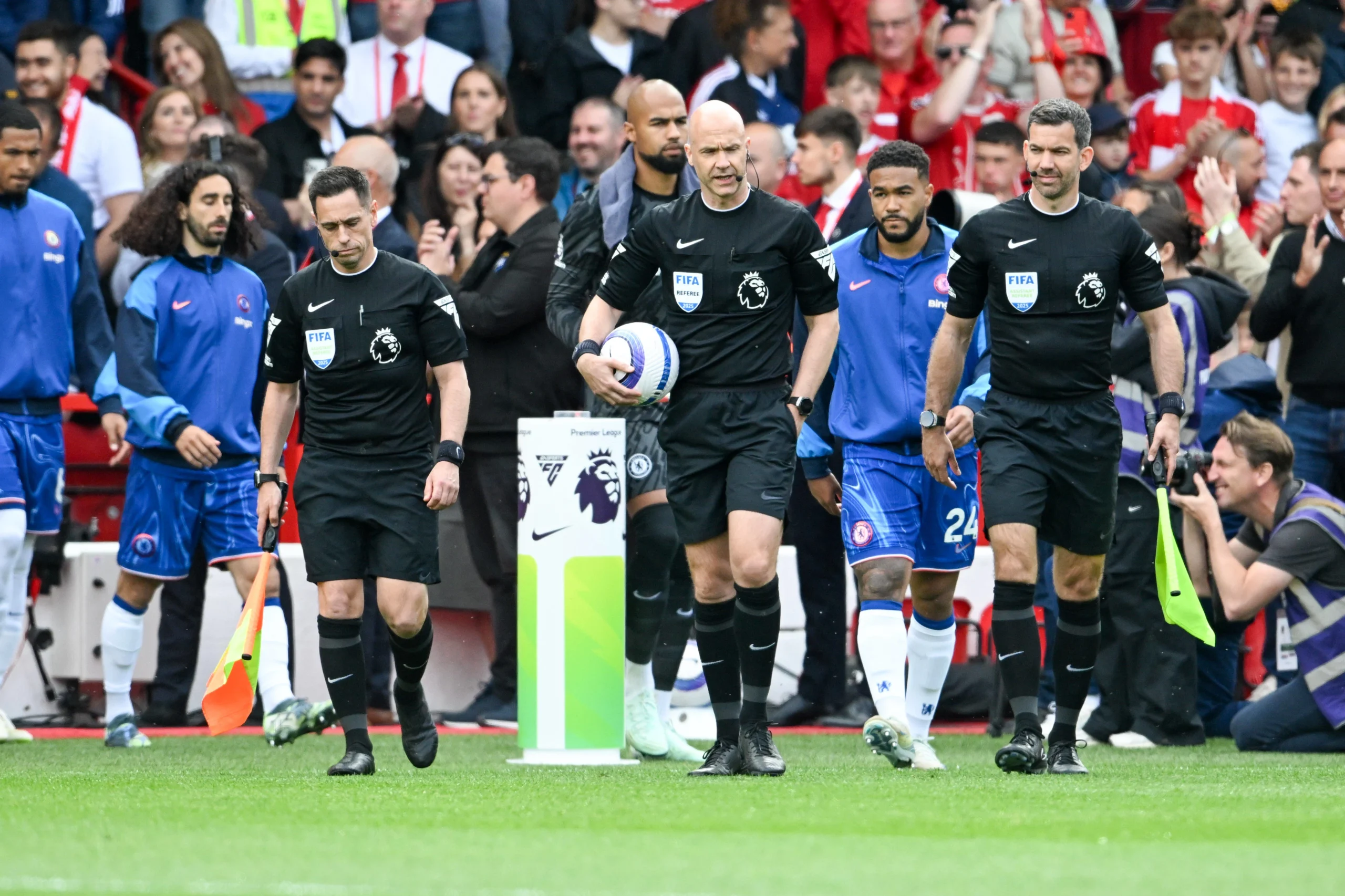 Premier League Confirms Match Officials for Chelsea vs Liverpool